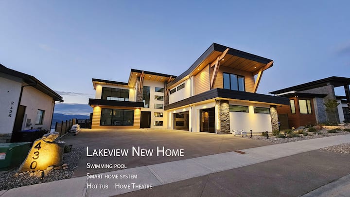 Lakeview New Home With Pool - Kelowna