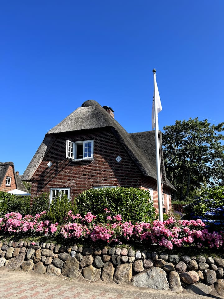 Eidumhaus, Reetdachhaus - Kampen, Germany