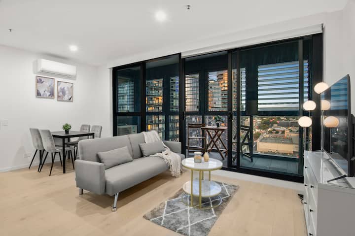 Cozy Box Hill Retreat | Gym | Cinema | Sky Garden - Forest Hill (Australia)