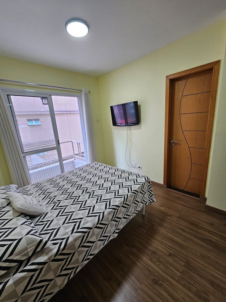 Apartamento 305 Bem Localizado No Centro Curitiba - Brasil