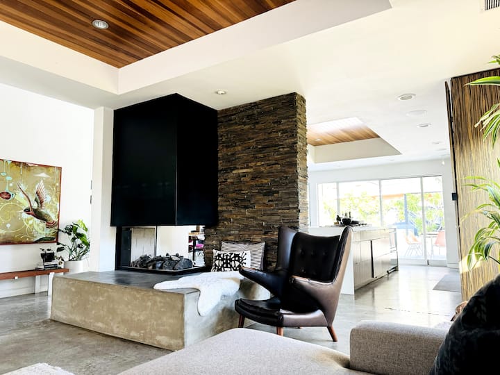 Coastal  Zen Vibe + Pool Life - Huntington Beach, CA