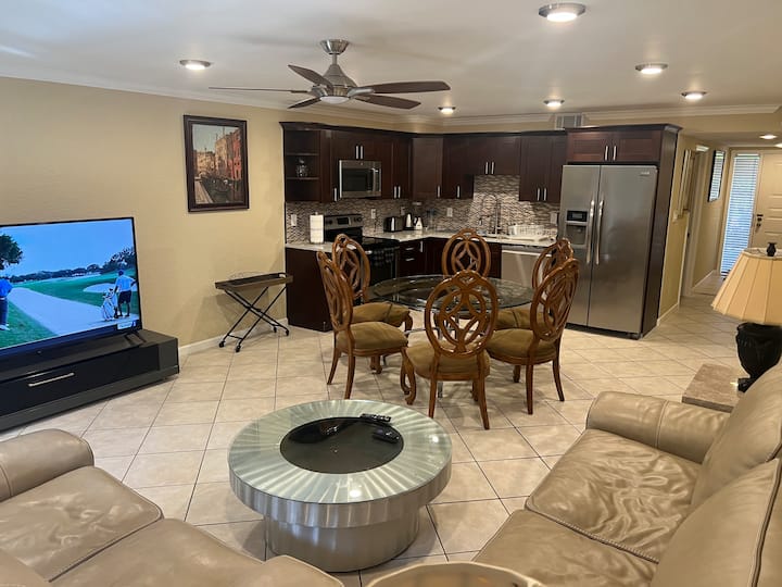 Great Location 3/2 Condo - Boca Raton, FL