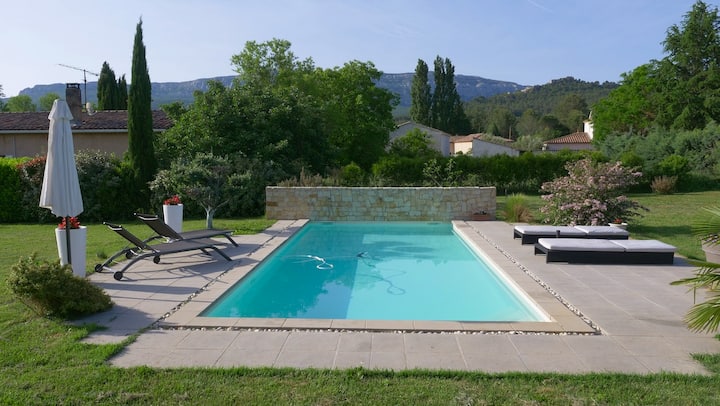 Maison Provençale Au Calme - Nans-les-Pins