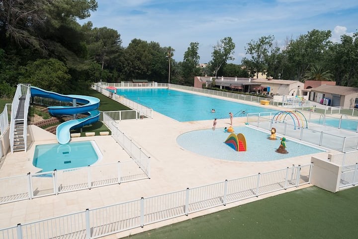 Appartement 4 Personnes, Piscine - Sanary-sur-Mer