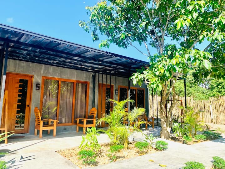 Family Lodge In Nacpan, El Nido - El Nido