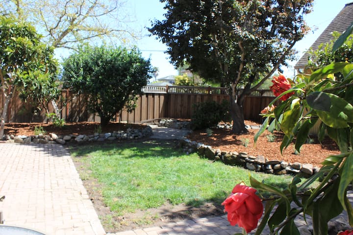 "By The Sea" House - Santa Cruz, CA