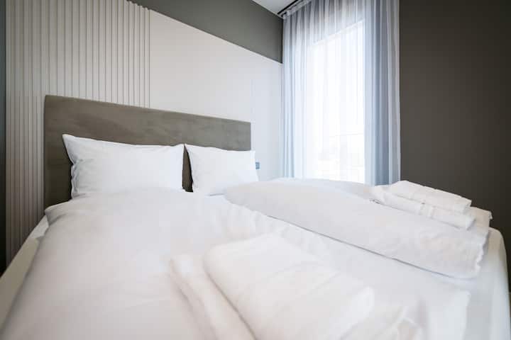 Suite With Terrace (37qm) - Taunus Suites - Francfort-sur-le-Main