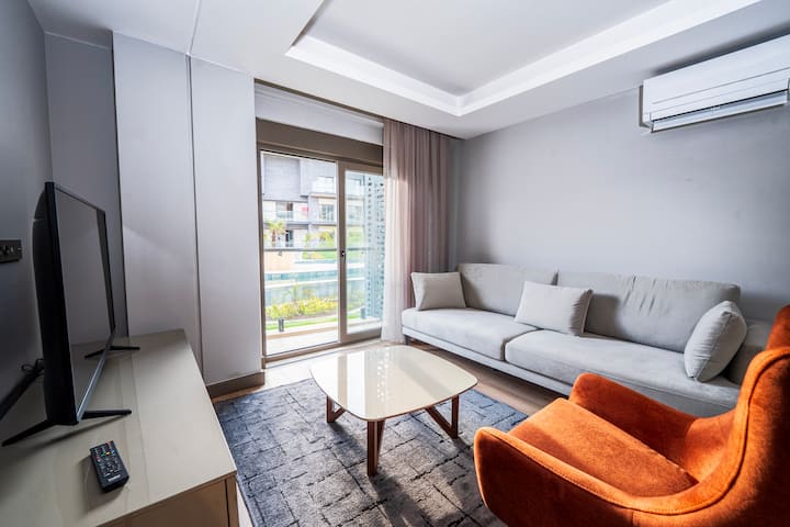 Lara Breeze Kundu Kanyon Deluxe Suite Pool 1+1 - Adalia