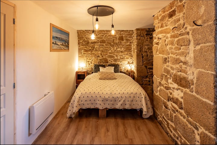 Chambre Rez-de-chaussée - Oradour-sur-Glane