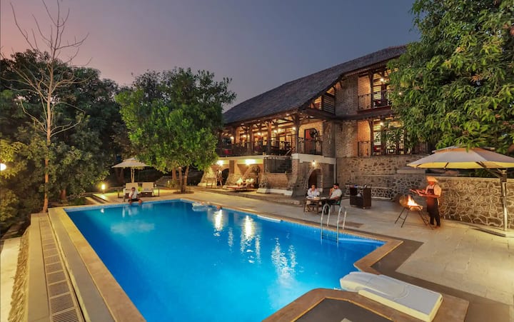 4 Bedroom Pool Villa For Families And Large Groups - Wada