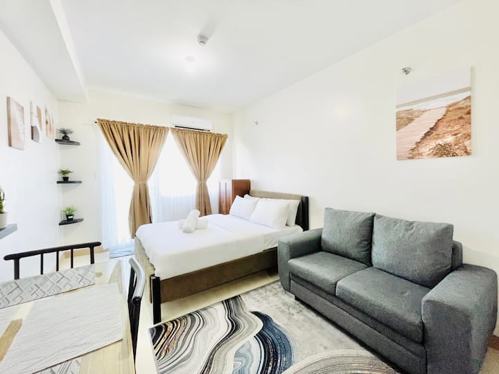 * * *Sm 10 Minimalist Serene Spot - Iloilo