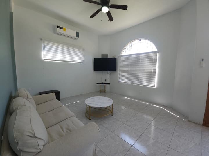 Casita Cocoa
3br, 2 Bath - Corozal, Belize
