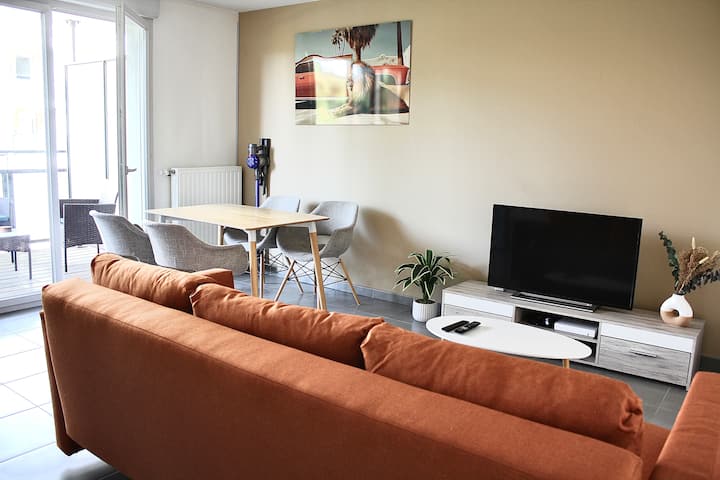 Appartement Proche Grands Axes - Parking Gratuit - Pierre-Bénite