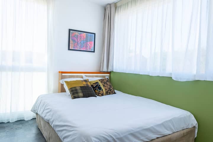 Uxco Montpellier Kabane : Appartement - 2 Bedrooms - Lattes