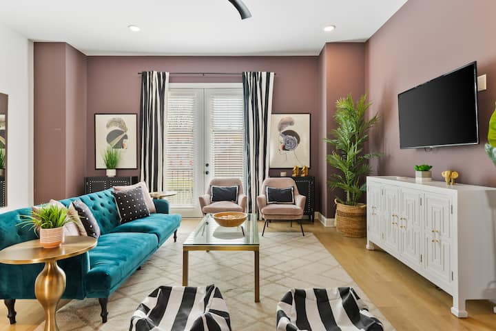 Upscale Townhome 3 Mi To Downtown W/ 2 Car Garage - Nashville, TN