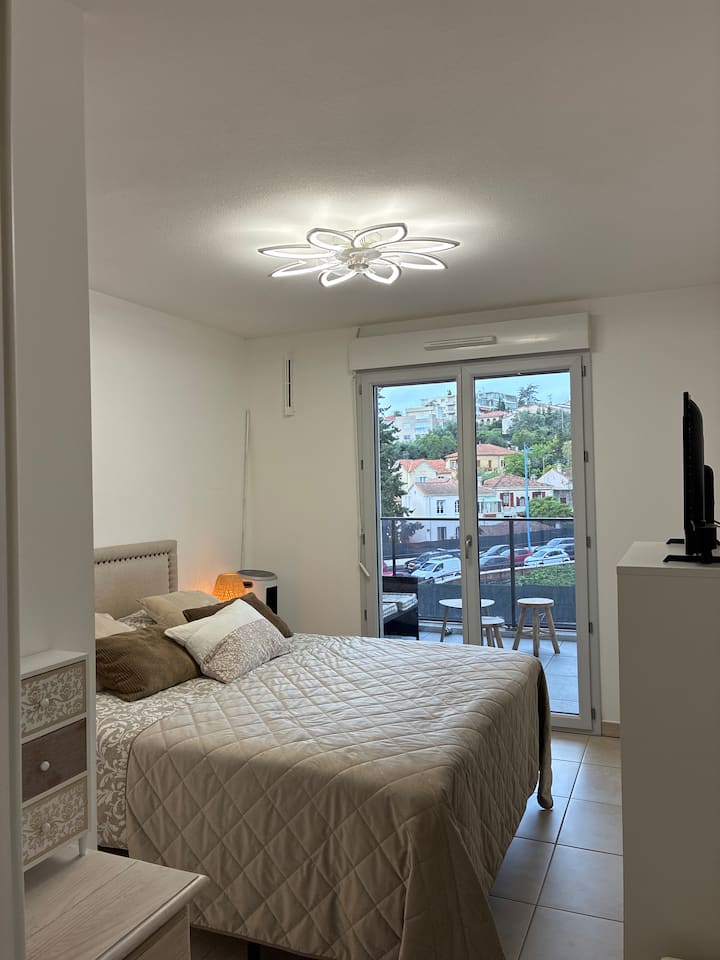 Appartement  Toutes Commodités - Le Cannet