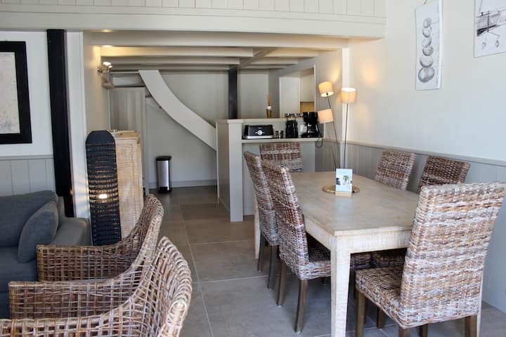 Maison 3 Chambres Cour Privative Au Centre Village - Île de Ré