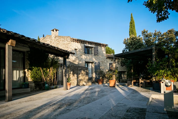 La Sauvage - Un Paradis Gordien - Gordes