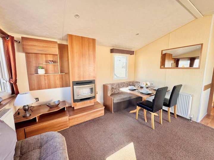 Wheelchair Adapted Caravan With Ramp - Towyn