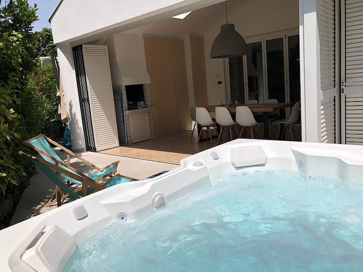 Holiday House Dvojac With Jacuzzi - Kraljevica