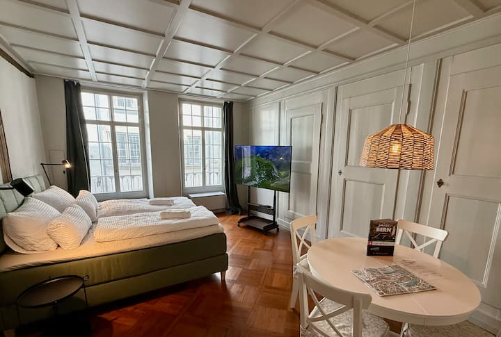 Old Town Apartment @Town Hall - Bern