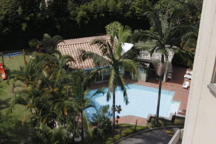 Las Palmasav Beautiful View Pool Quiet Comfortable - Medellín