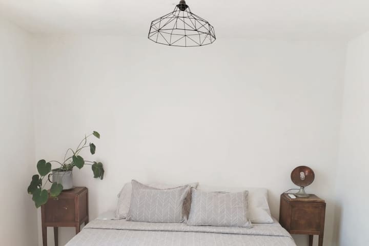 Casa Con A/c & Cochera 3 Min Feria De San Marcos - Aguascalientes