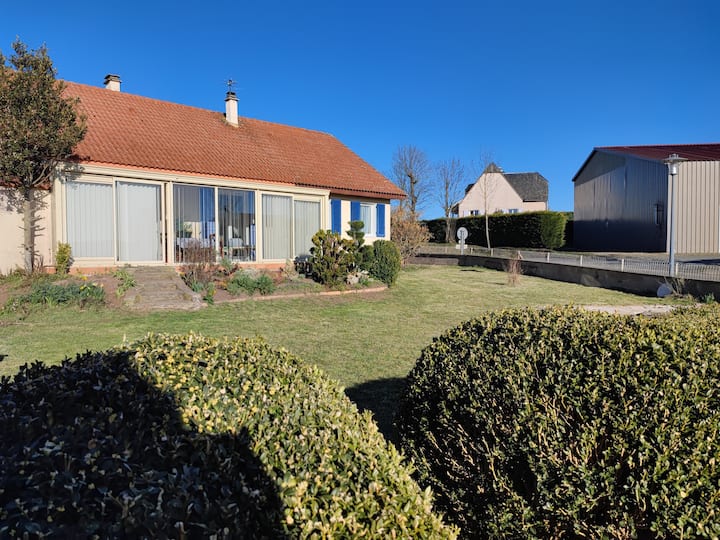Maison De Vacances - Plain-pied - Saint-Flour