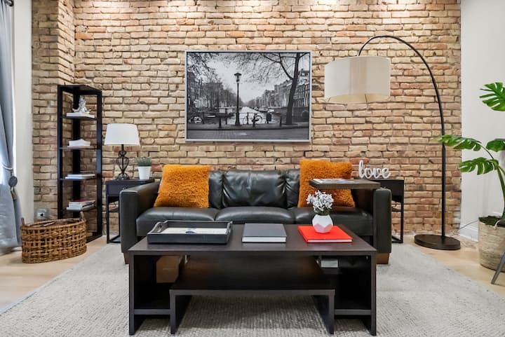 Br 1a In Shared 3brflat |Deck |Grill |Hs 2gb Wi-fi - Chicago