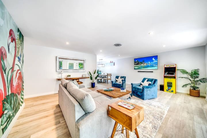 Tropical Paradise + Pool, Arcade! - Fort Lauderdale