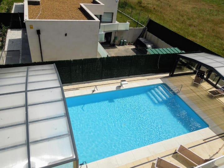 Estudio Con Piscina Climatizada - Santa Cruz de Bezana