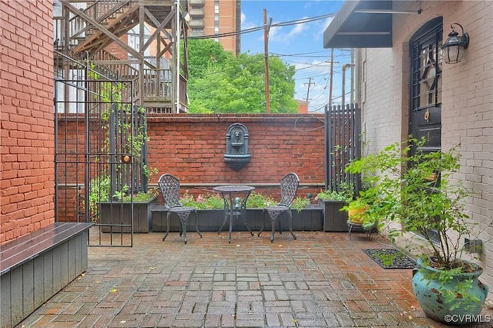 Carriage House At Vcu- Ground Floor - Richmond, VA