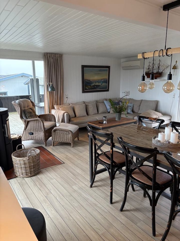 Sommerhus Med Udsigt Til Vandet - Denmark