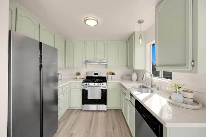 Socal Staycation Spot - Norwalk, CA