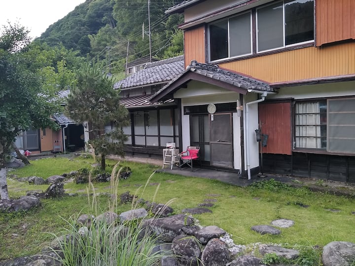 古き良き古民家の歴史を体験してください。 - Shimoda