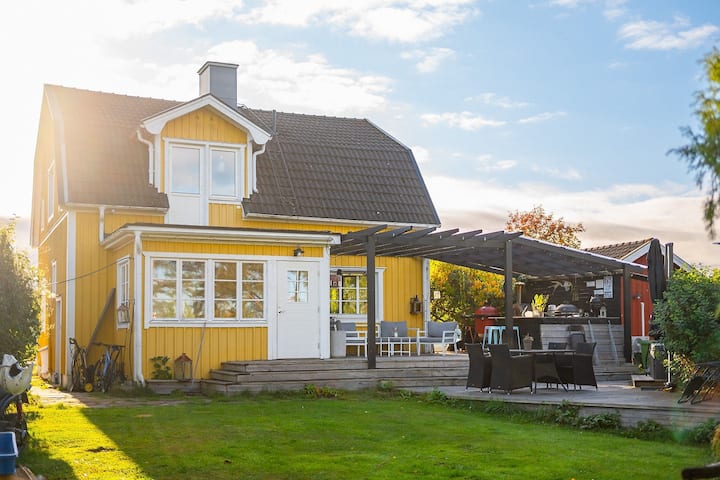 Villa I Sandviken Med Bra Läge - Sandviken