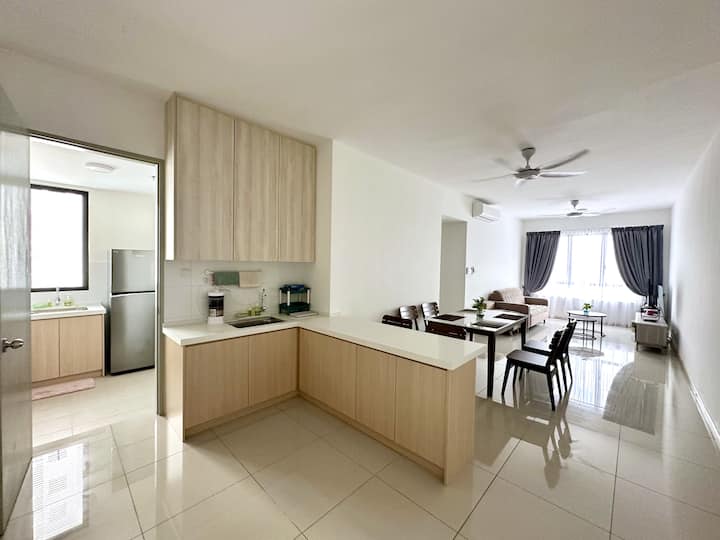 Comfy Home For Group Of 6 In Cheras, Kuala Lumpur - Hulu Langat