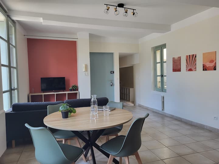 Charmant Appartement 2 Chambres+ Buanderie+ Garage - Béziers