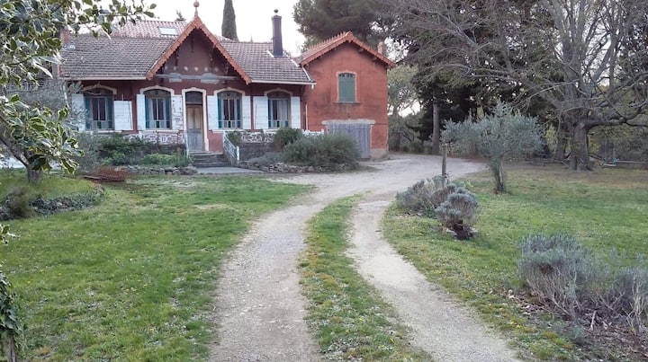 Maison De La Colline - Pélissanne