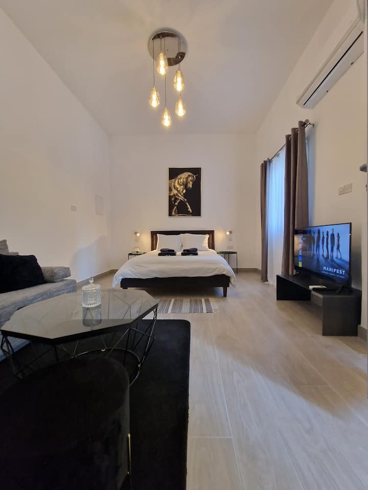 Double Deluxe Studio No.1 - Paphos