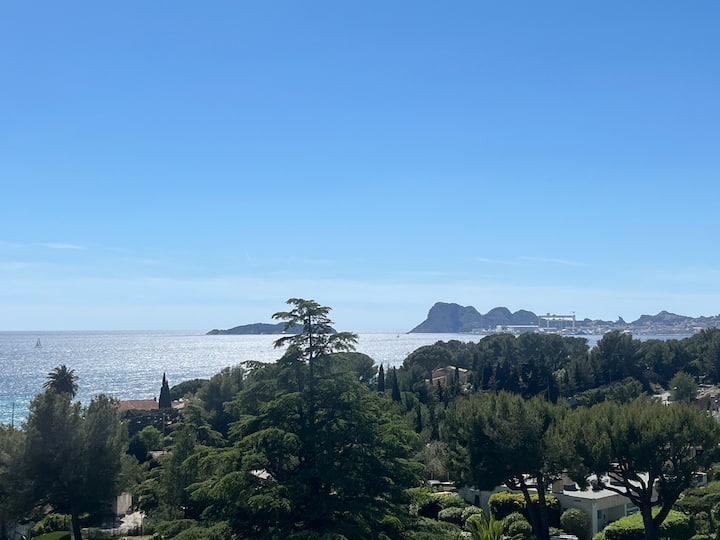 T1/2 Terrasse Vue Panoramique Proximité Mer - La Ciotat