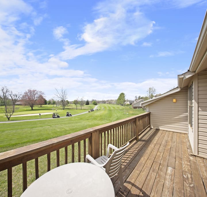 Tennessee Escape: 2br Near Lake & Greens/sleeps 10 - Crossville, TN