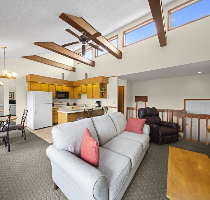 2br-sleeps 10- Room For The Whole Group - Crossville, TN