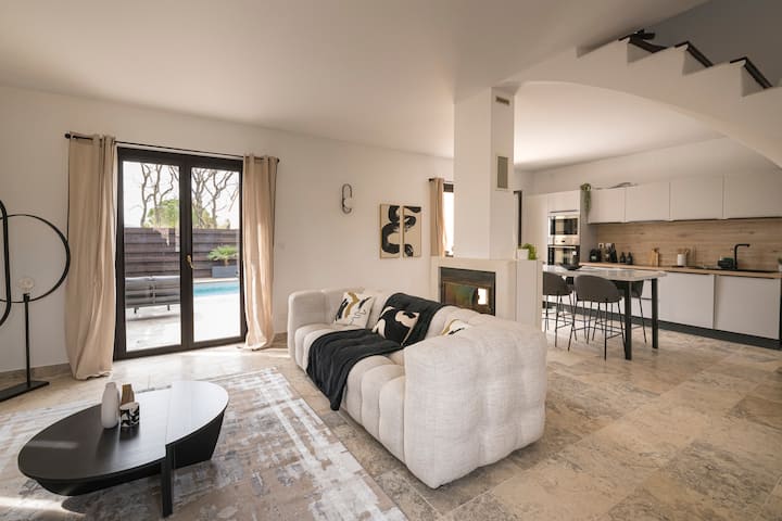 Villa D'exception Avec Piscine Proche Lourmarin - Cadenet