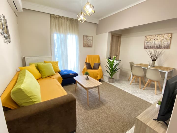 Apartment - Heart Of The City • 4 Bedroom -5 Beds - Thessaloniki