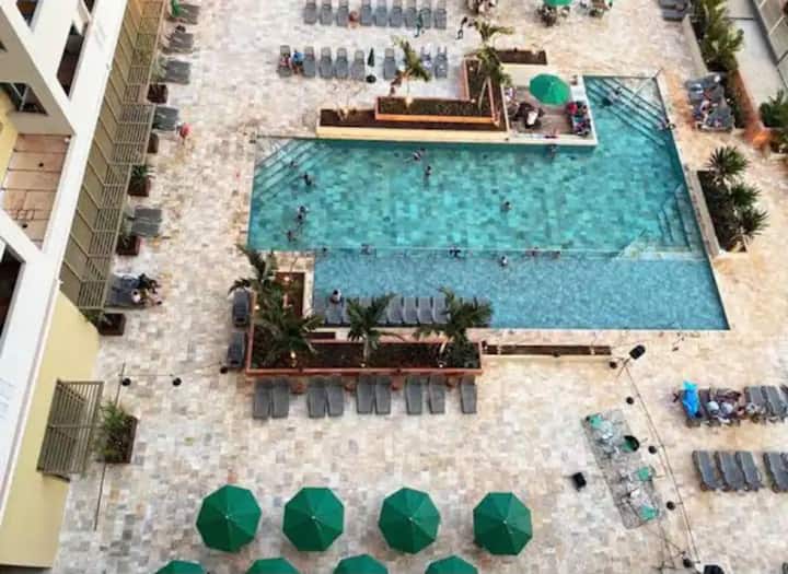 Hot Beach Suits| 2 Quartos- 8 Pessoas - Olímpia