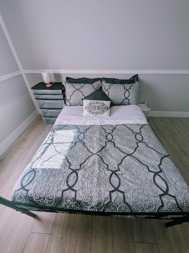 Triple Bedroom - Glace Bay