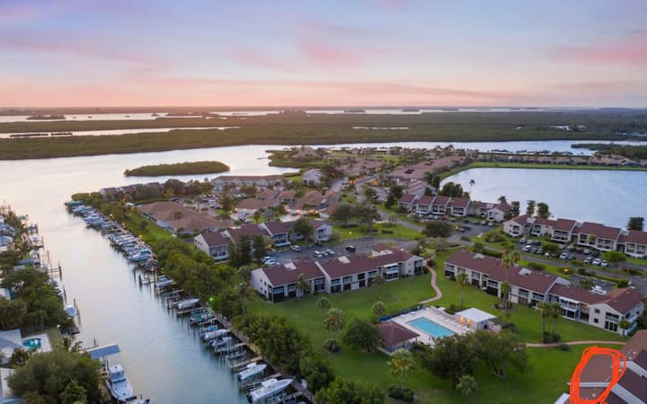 North Hutchinson Beach Condo - Fort Pierce