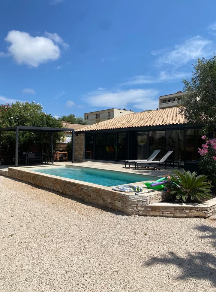 Villa à 5min à Pied Port - 8 Min à Pied Plage - Fréjus