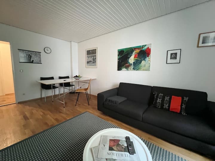 Zentrale 2 1/2 Zimmer Whg - München